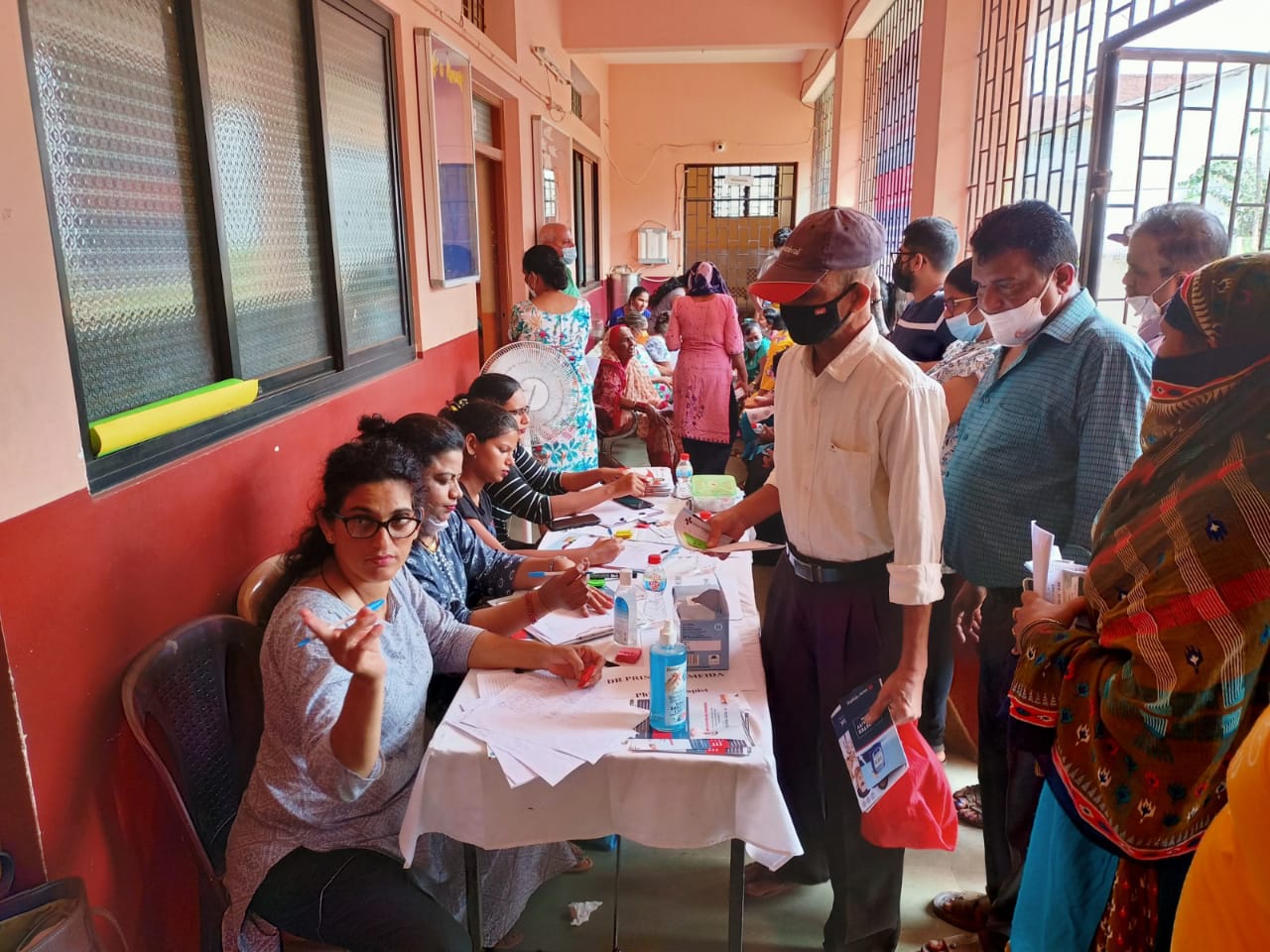 Free Mega Health Camp by Captain Venzy Viegas, MLA, Benualim ...